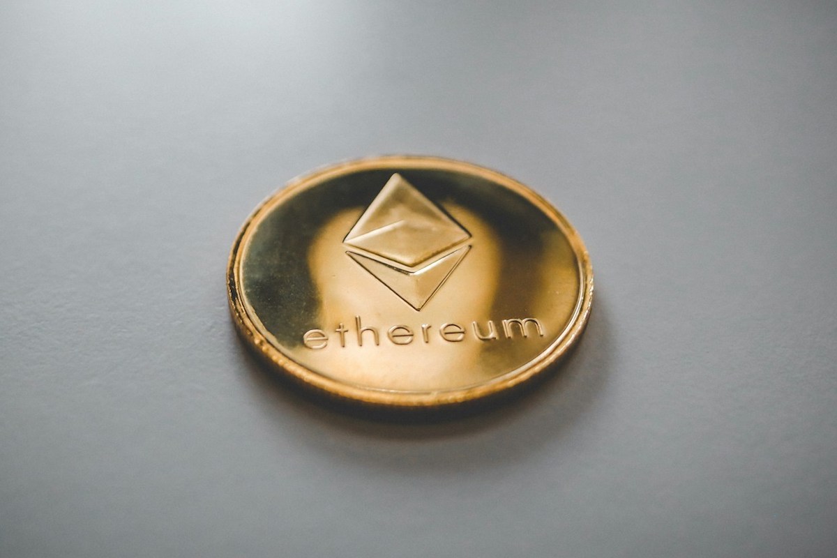 ETH em queda: altcoin manterá suporte de US$ 1.800?