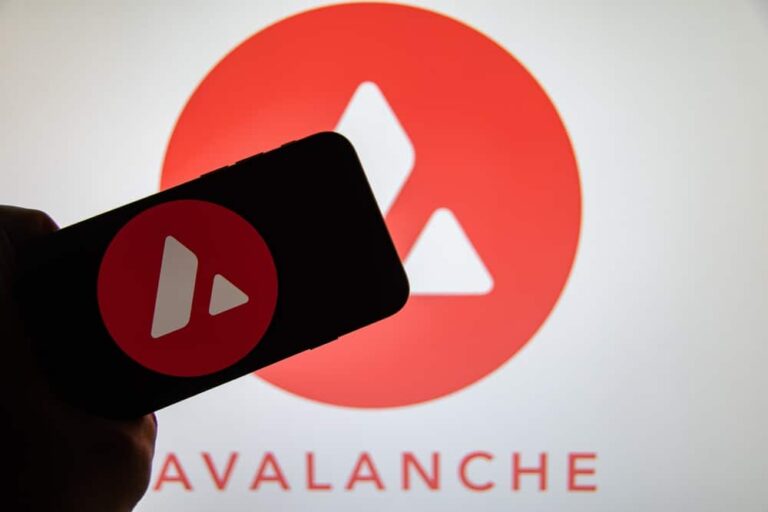 Avalanche Review: Beginner's Guide to AVAX